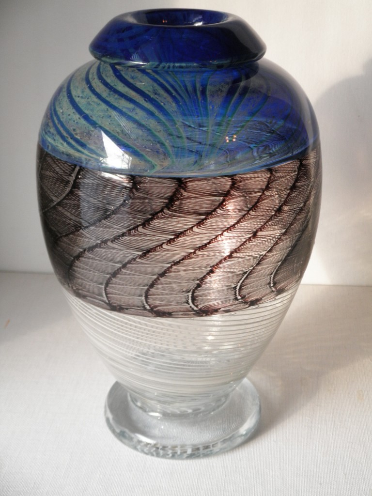Encalmo Vase - The Cleveland Glass Art Center
